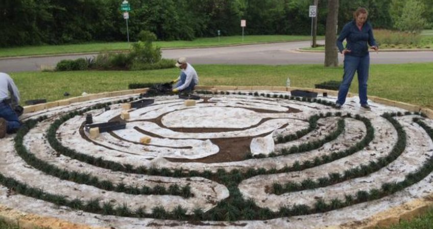 Labyrinth Garden – Gardens For Texas